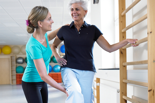 Operation und Rehabilitation